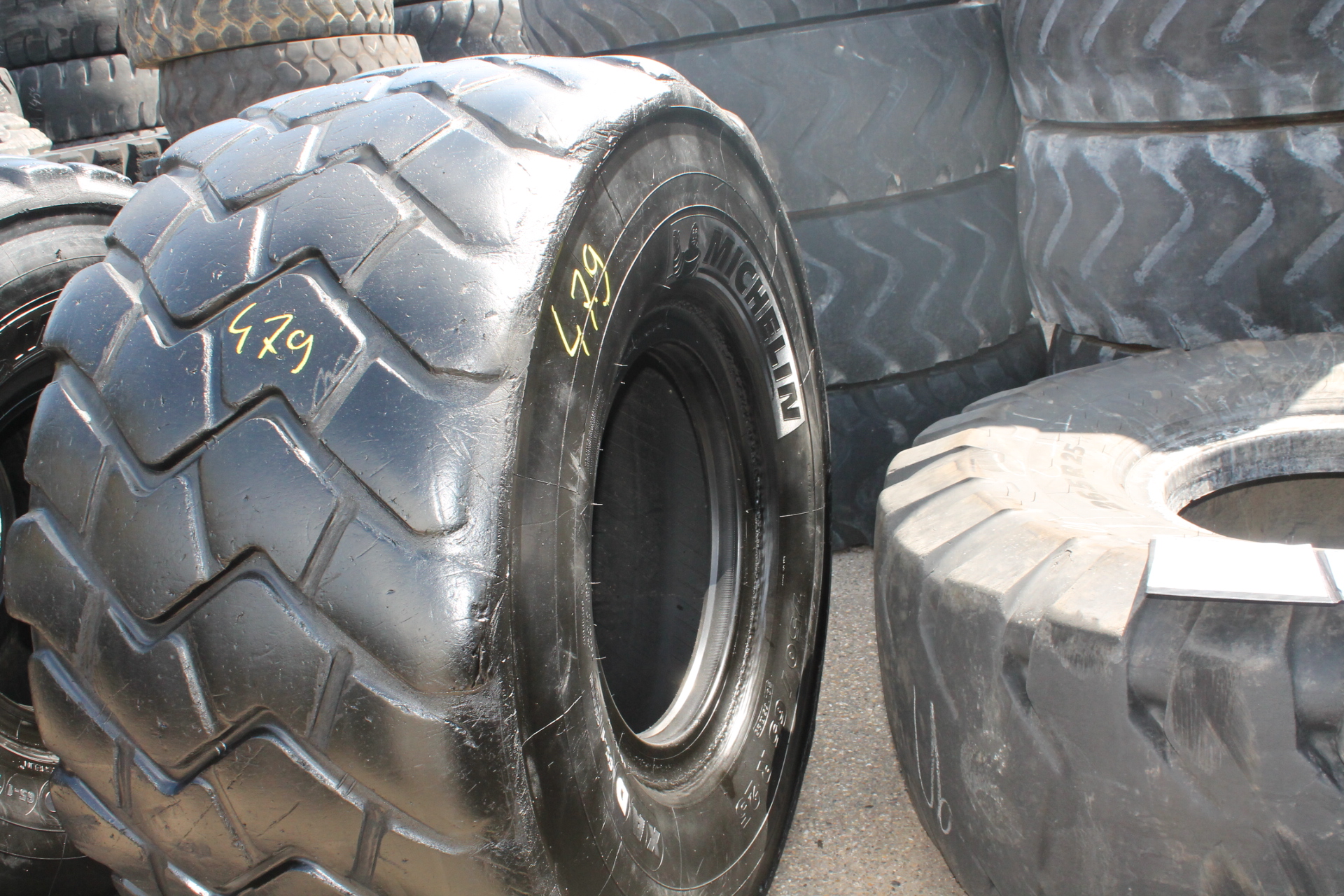 750/65R25 Michelin XAD